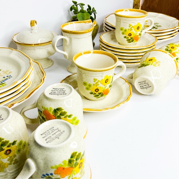 Vintage | Dining | Vintage Mikasa Japanese Stoneware Floral Dinner ...